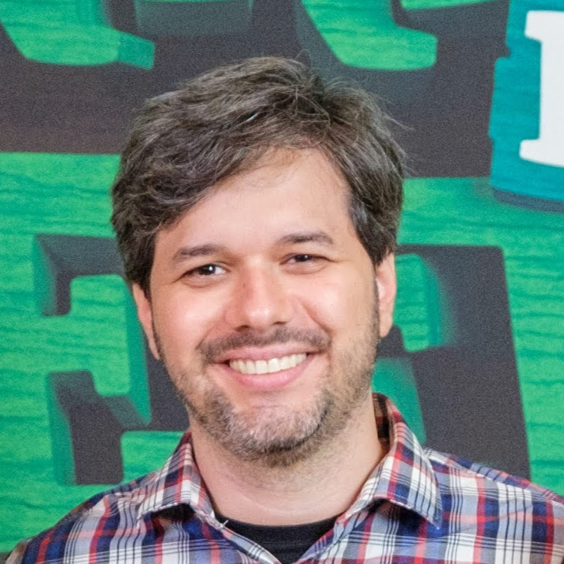 About André Luiz